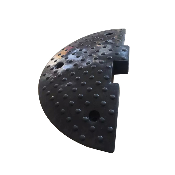 Square Rubber Speed Hump (End) - Australian Tactiles and Braille